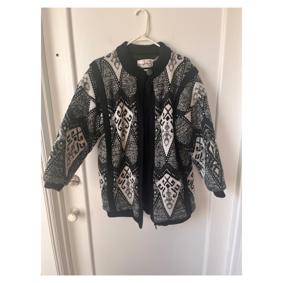 Carriage Court | Jackets & Coats | Funky Black White Knit Coat | Poshmark